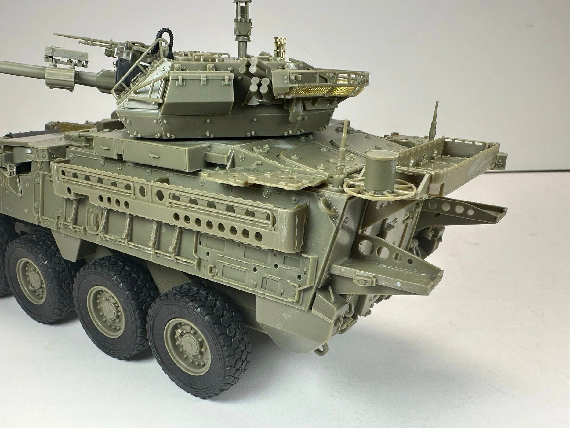 1/35 Stryker M1296 ICV-DRAGON with ESA MWO Upgrade by AFV Club ...