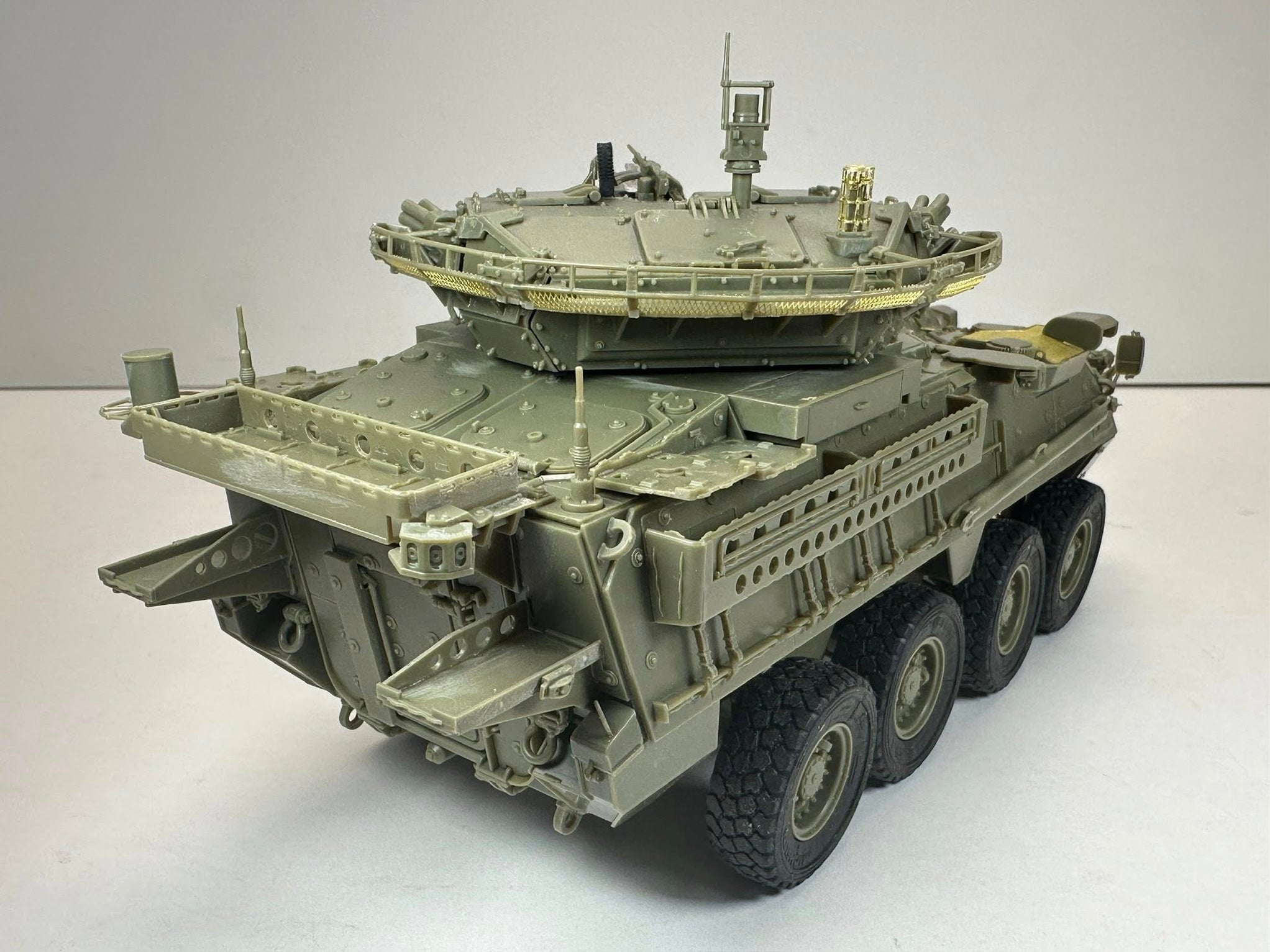 1/35 Stryker M1296 ICV-DRAGON with ESA MWO Upgrade by AFV Club ...